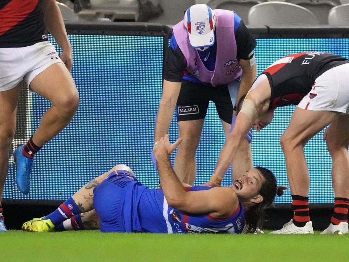 AFL's Bulldogs fear ACL injury for Bruce