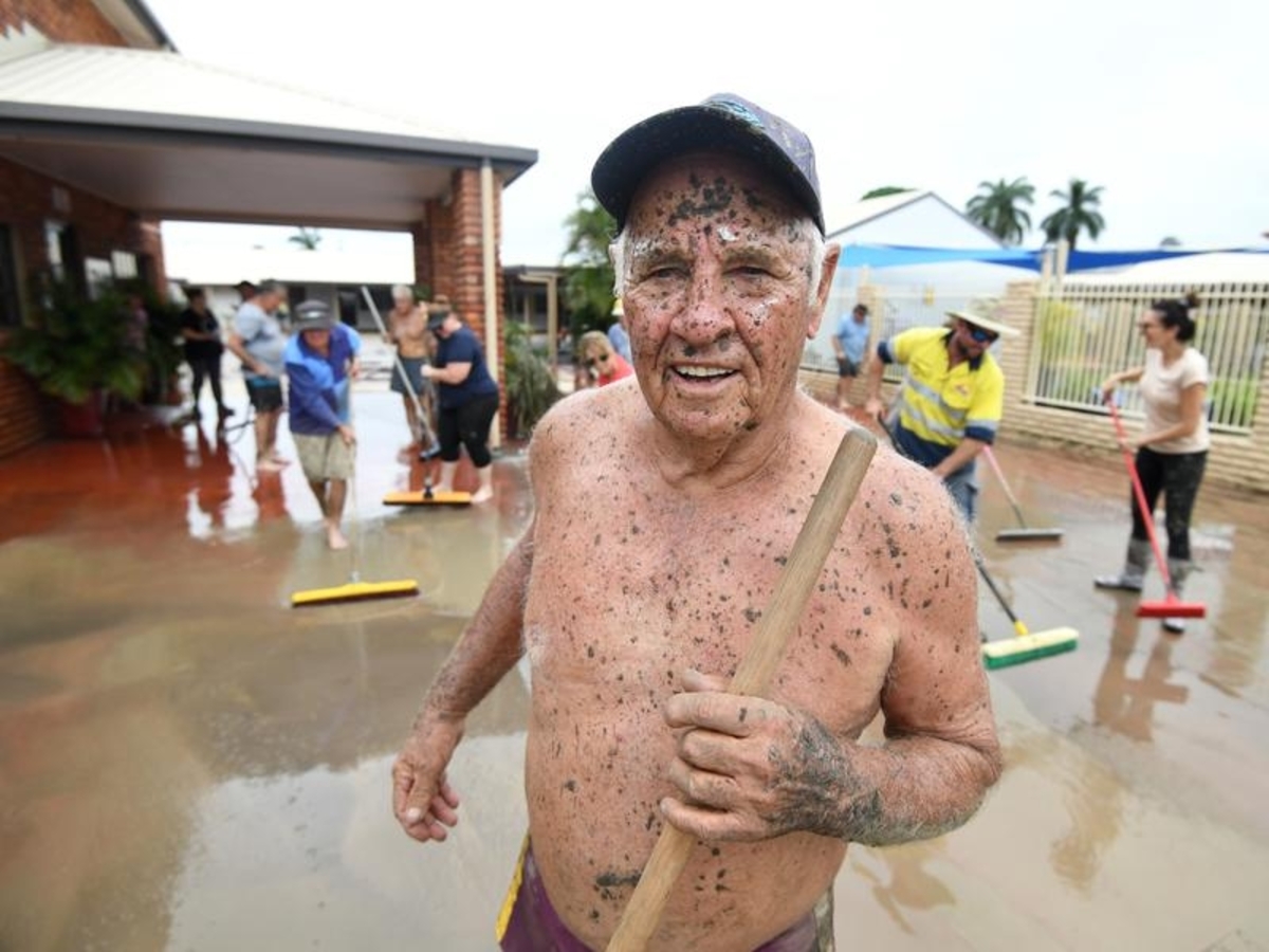 Research reveals a nation of helpers