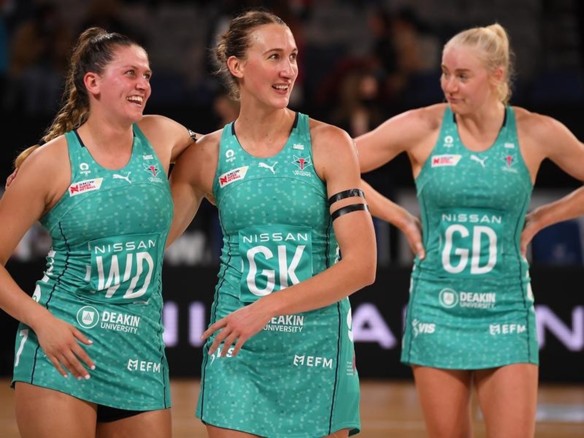 Vixens stun netball leaders Lightning