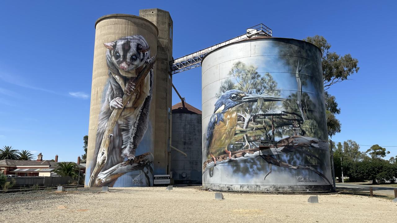 Silo art paints portrait of pride in tiny country towns