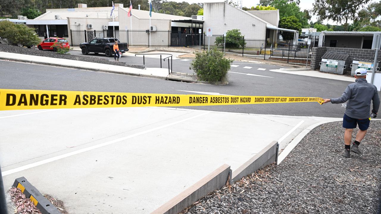 Risk to children low amid asbestos scare, expert says